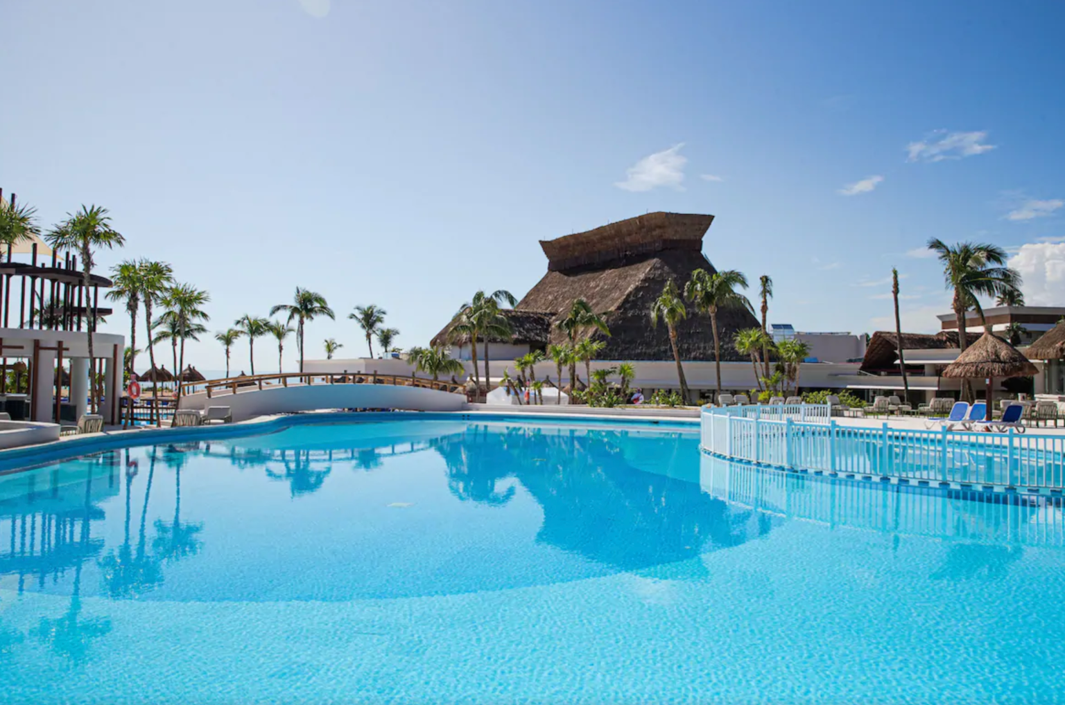 Kay Beach Club, Akumal, Mexico: Riviera Maya's BEST Beach Club