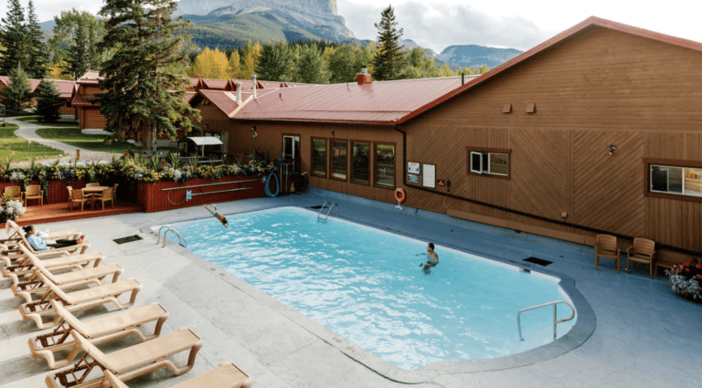 The BEST Cozy Cabins in Jasper National Park to Stay in!